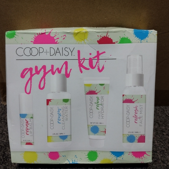coop+faisy | Bath & Body | Coop Daisy Gym Kit 4 Piece | Poshmark